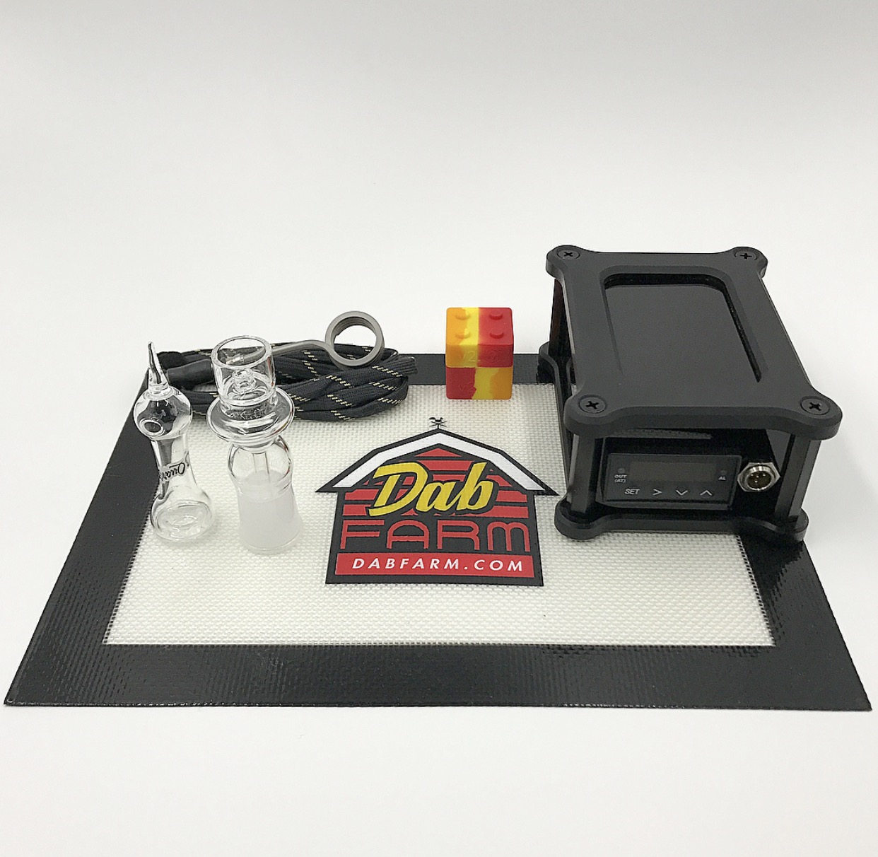 18MM FEMALE Quartz eNail Kit – V2 eBoss XL – Raised Dish | DabFarm.com
