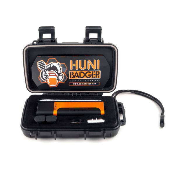 Huni Badger - The Best Portable Dab Rig & Enail | DabFarm.com